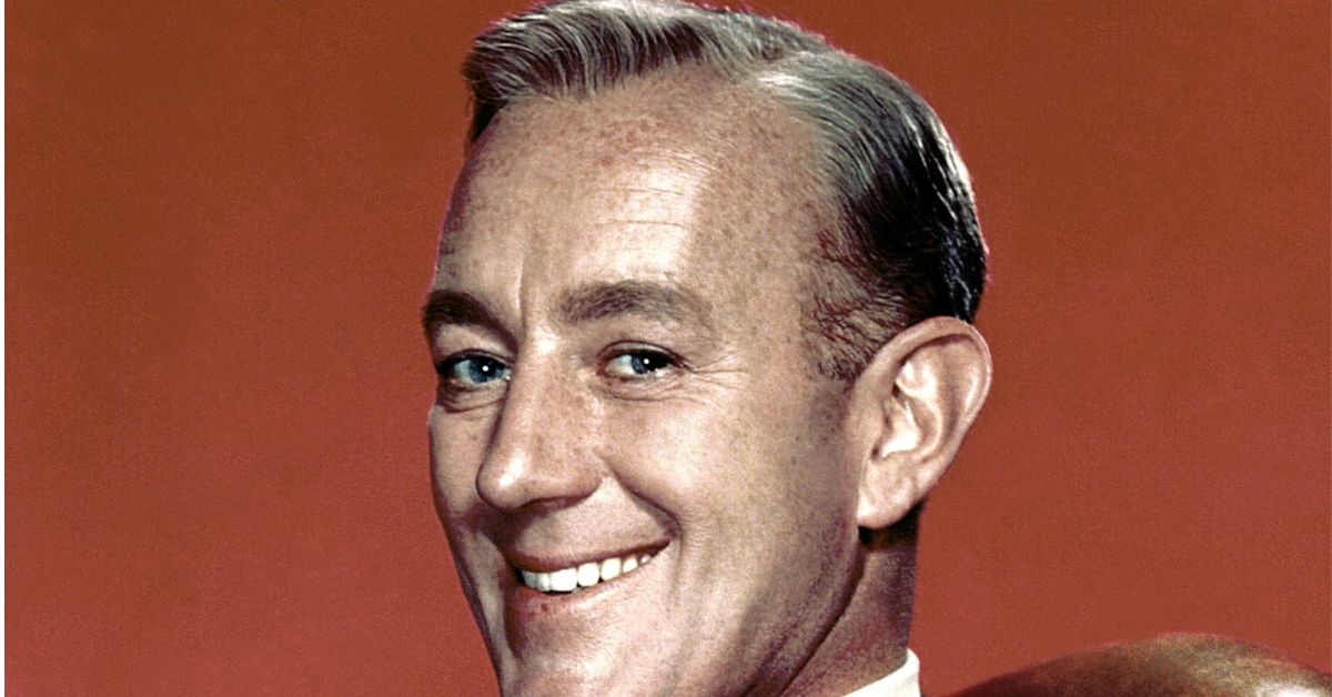 Top 10 Famous British Actors of All Time - ClariuHub