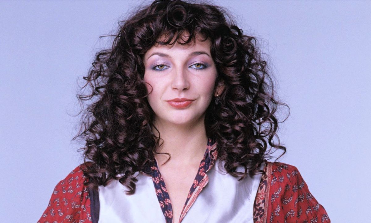 Best British Female Singers of All Time - ClariuHub